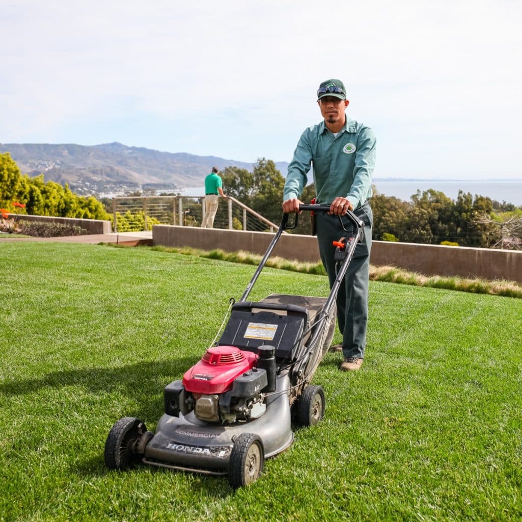 Lawn Care Malibu, CA
